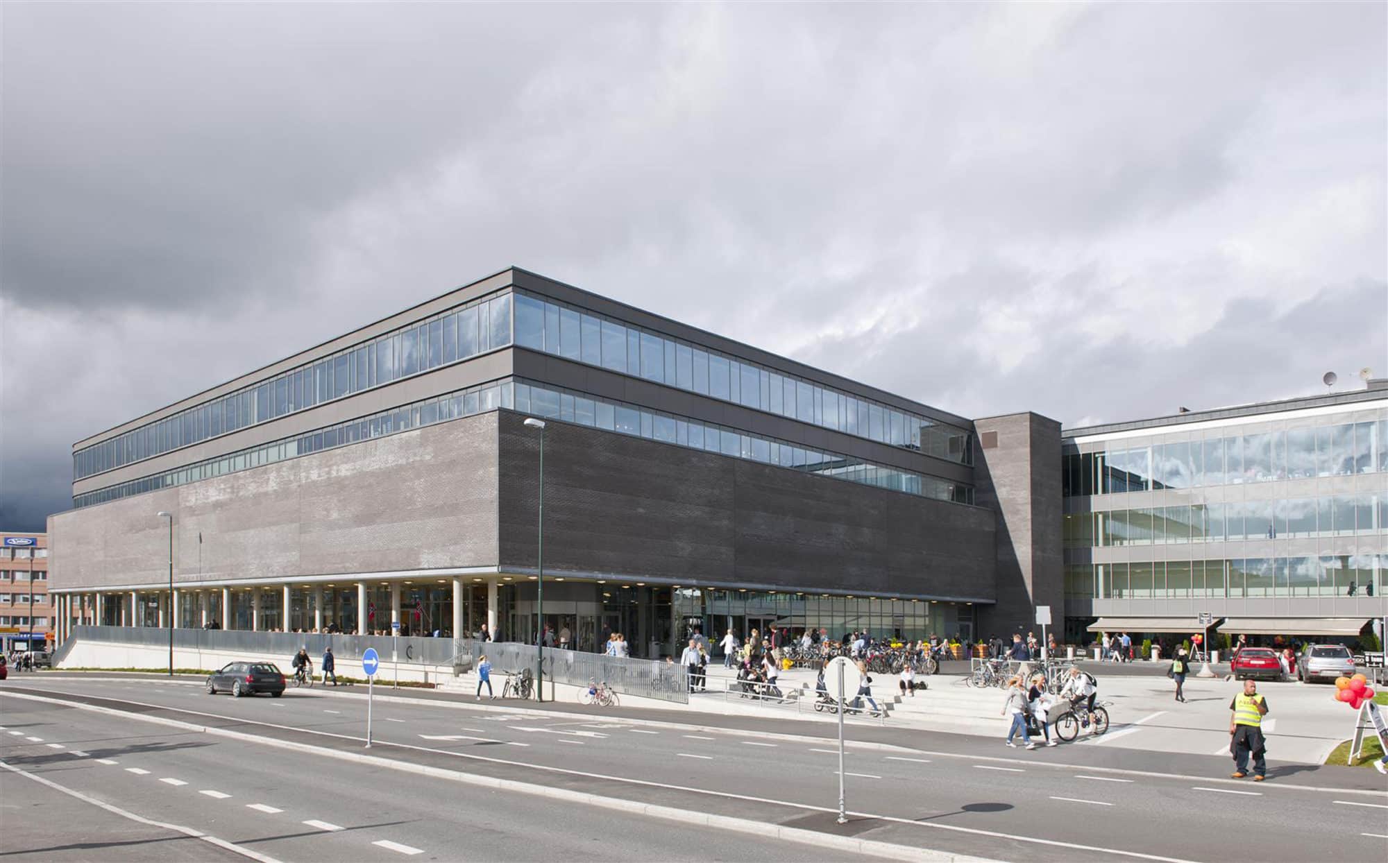 Hille Melbye | Storo Kjøpesenter - Hille Melbye